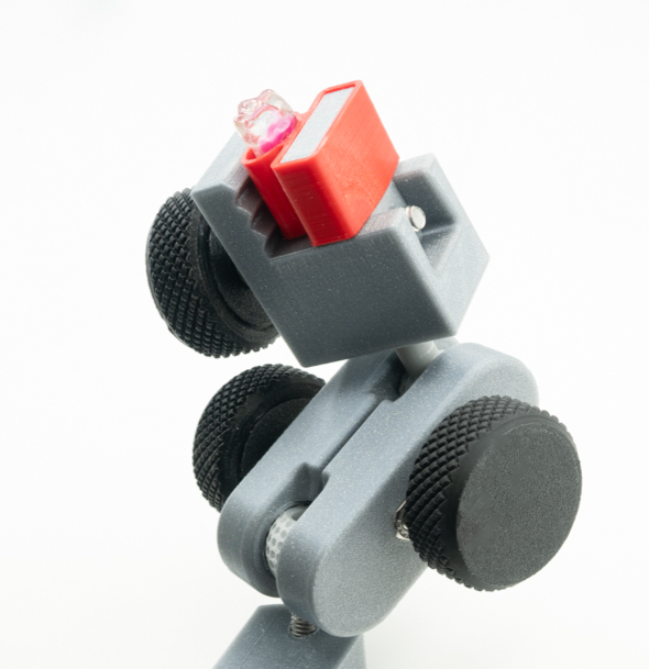 TableClamp - Practical and Adjustable Holder for Dental Models